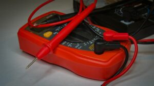 How to Use a Multimeter to Test Outlet Polarity: A Beginner's Guide